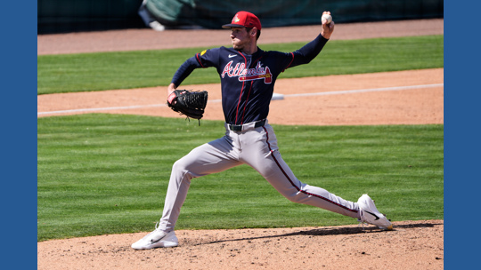 Braves lefty Joey Wentz leaves spring game after awkward step covering ...