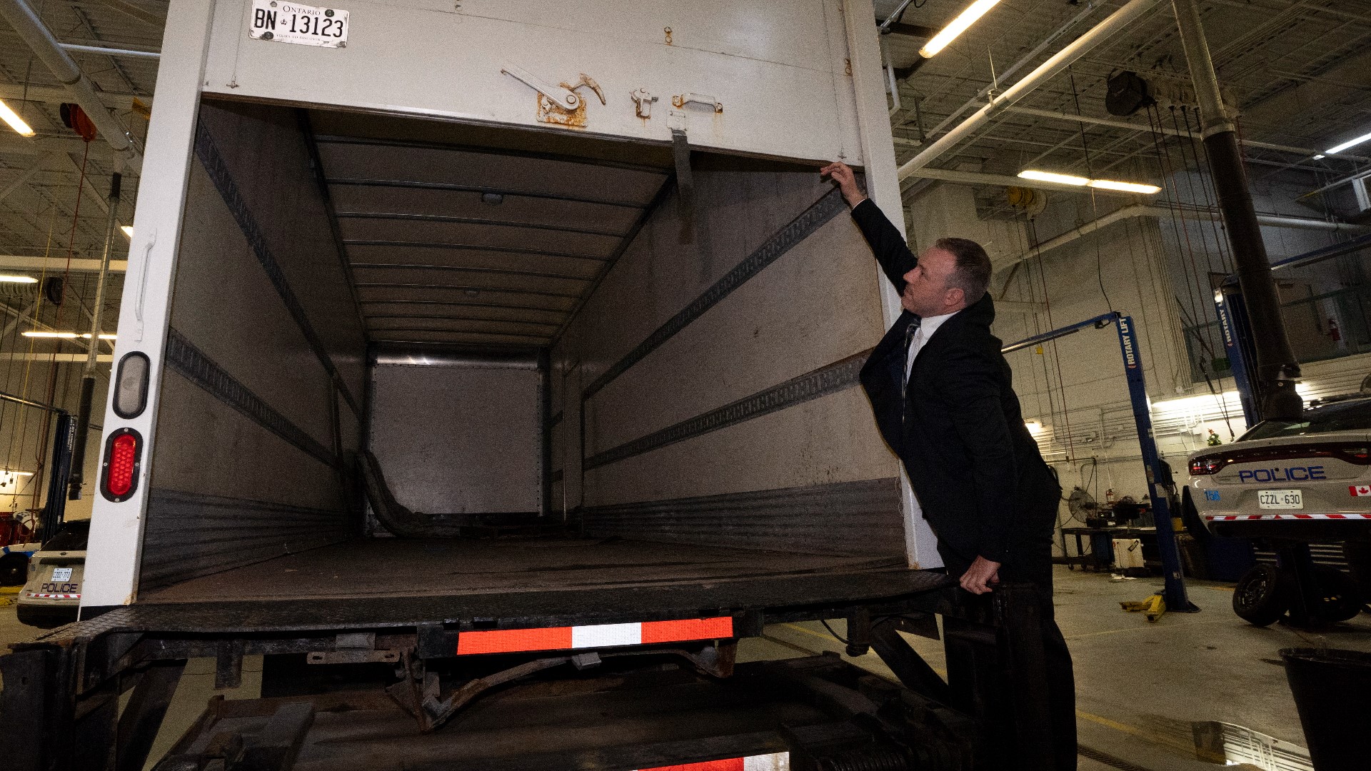 9 charged in biggest gold theft in Canada's history | kiiitv.com