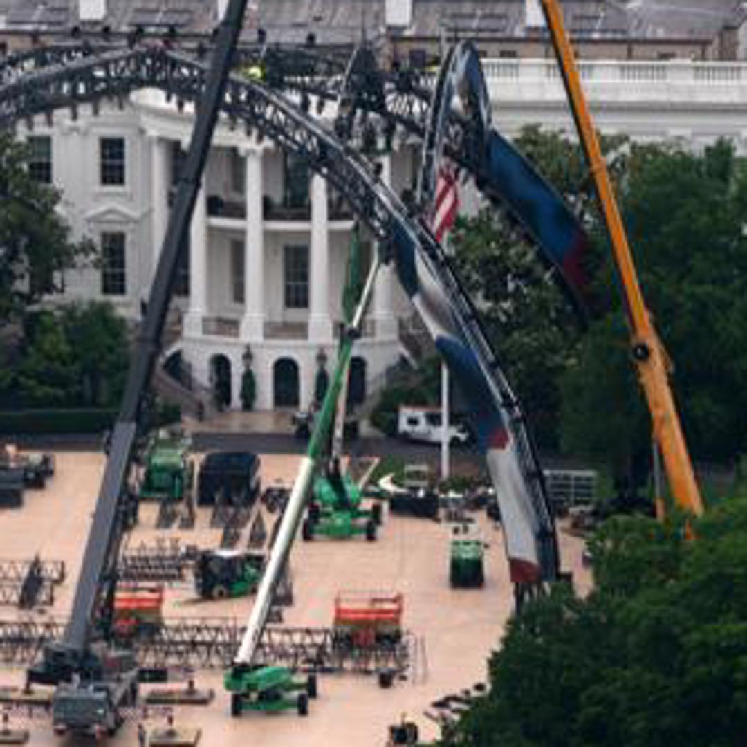 Construction crews begin transforming White House South Lawn into UFC ...