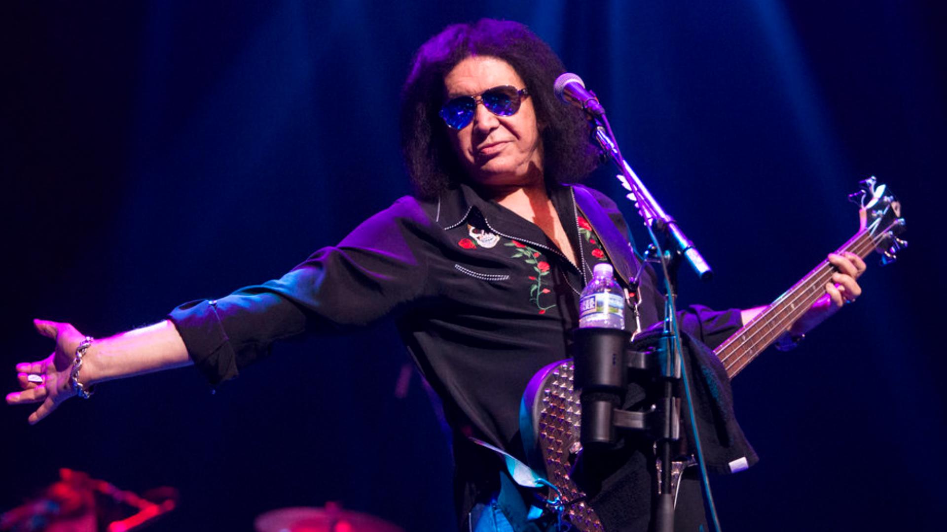 Gene Simmons recovering after SUV collision on Pacific Coast Highway ...