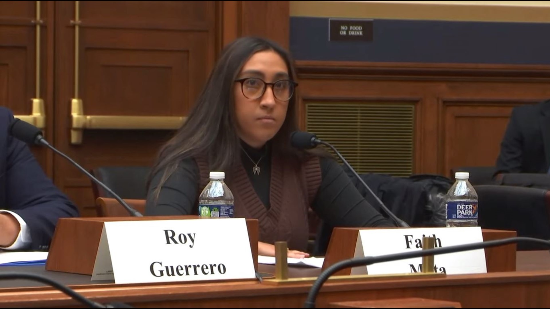 Parents and survivors of Robb Elementary shooting in Washington ...