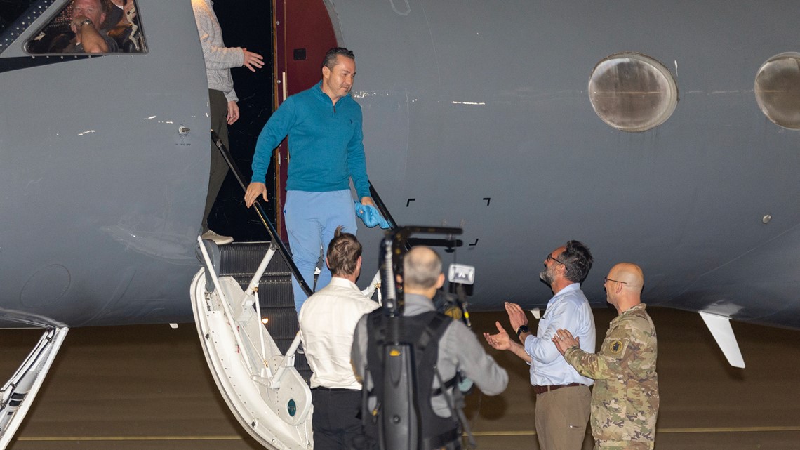 Venezuela hostages released: Six Americans land in San Antonio | kiiitv.com