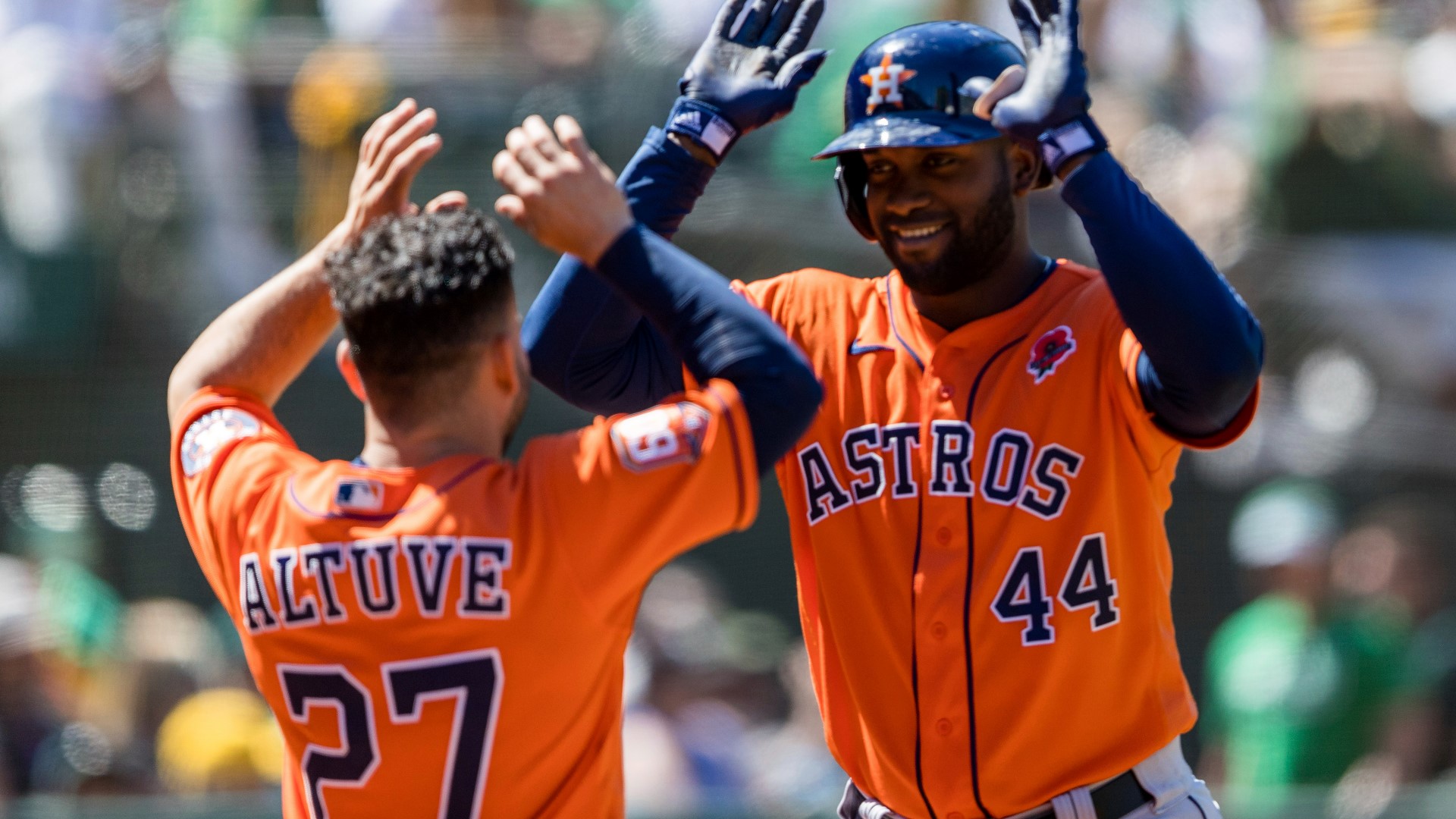 Silver Slugger Awards for Yordan Alvarez, Jose Altuve | kiiitv.com
