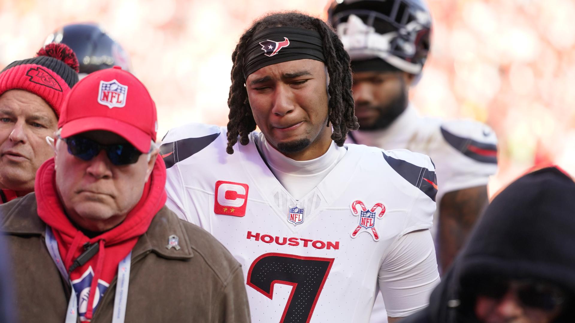 Tank Dell injury: Texans receiver out for the season with knee injury ...