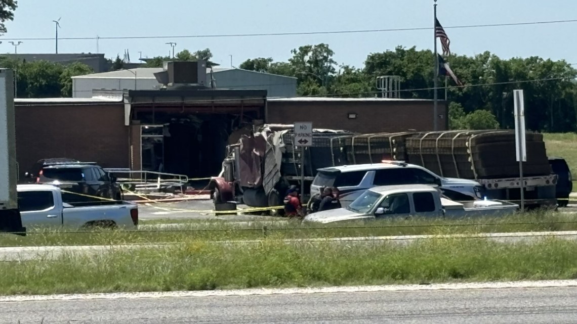 Brenham, Texas truck crash: Multiple hurt at DPS office | kiiitv.com