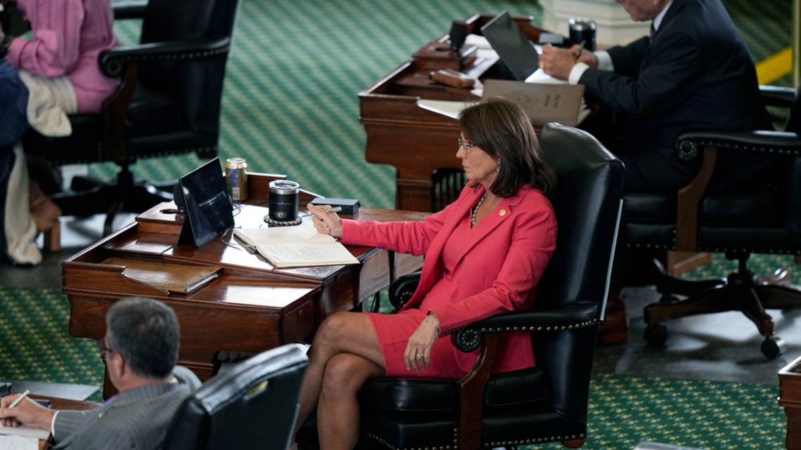 Who is Laura Olson? Paxton's alleged mistress focus of testimony ...