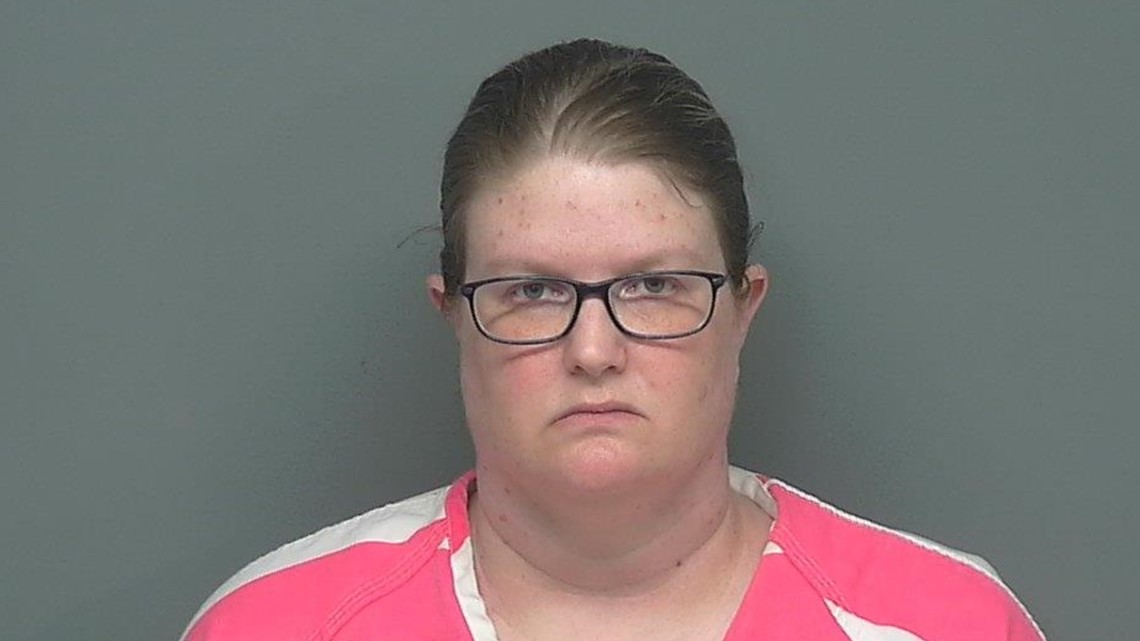 Rhiannon Petty accused of improper teacher-student relationship ...