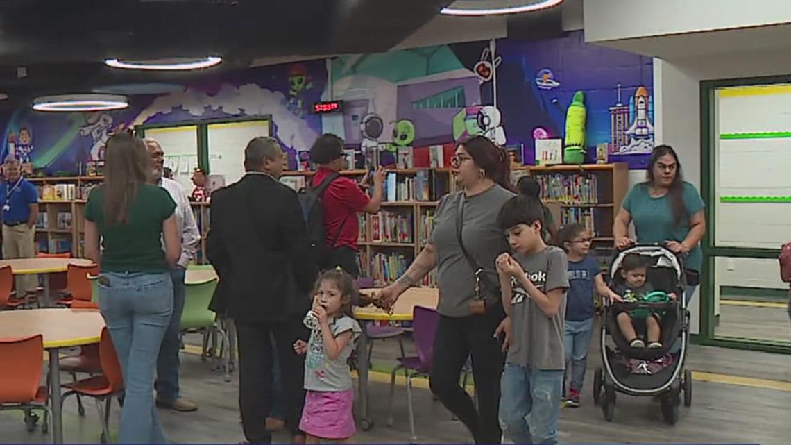 Students celebrate ribbon cutting of T.G. Allen renovated library ...