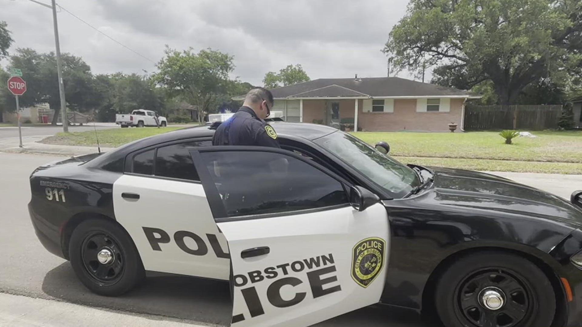 Law enforcement officers train to fight smuggling at Robstown training ...
