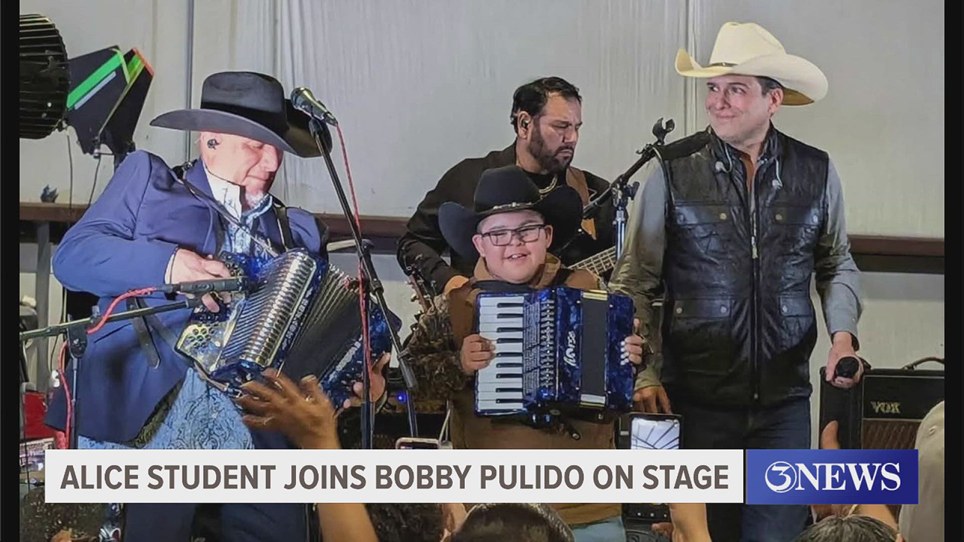 Alice fifth grader joins Tejano star Bobby Pulido on stage | kiiitv.com