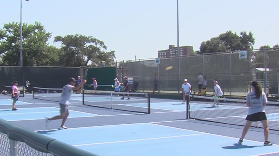 'Purple Pickleball' tournament a success for The Purple Door | kiiitv.com