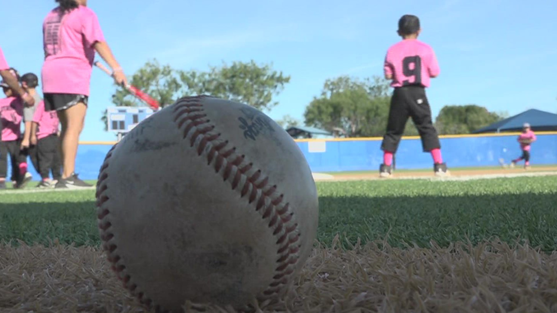 9th annual 'Kiss My Bat' returned to the Coastal Bend | kiiitv.com