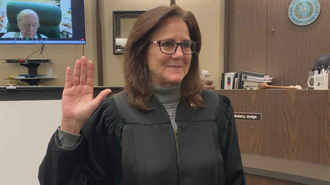 Judge Missy Medary swears in for another term | kiiitv.com