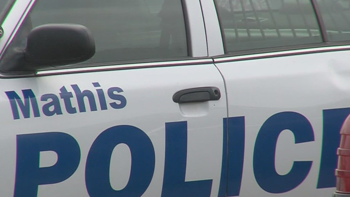 Lt. Guillermo Figueroa named Mathis interim police chief | kiiitv.com