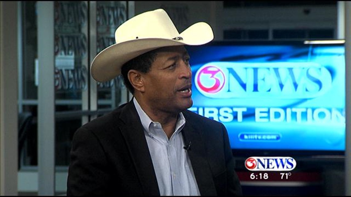 Bob Jones Stops by the Kiii Studios | kiiitv.com