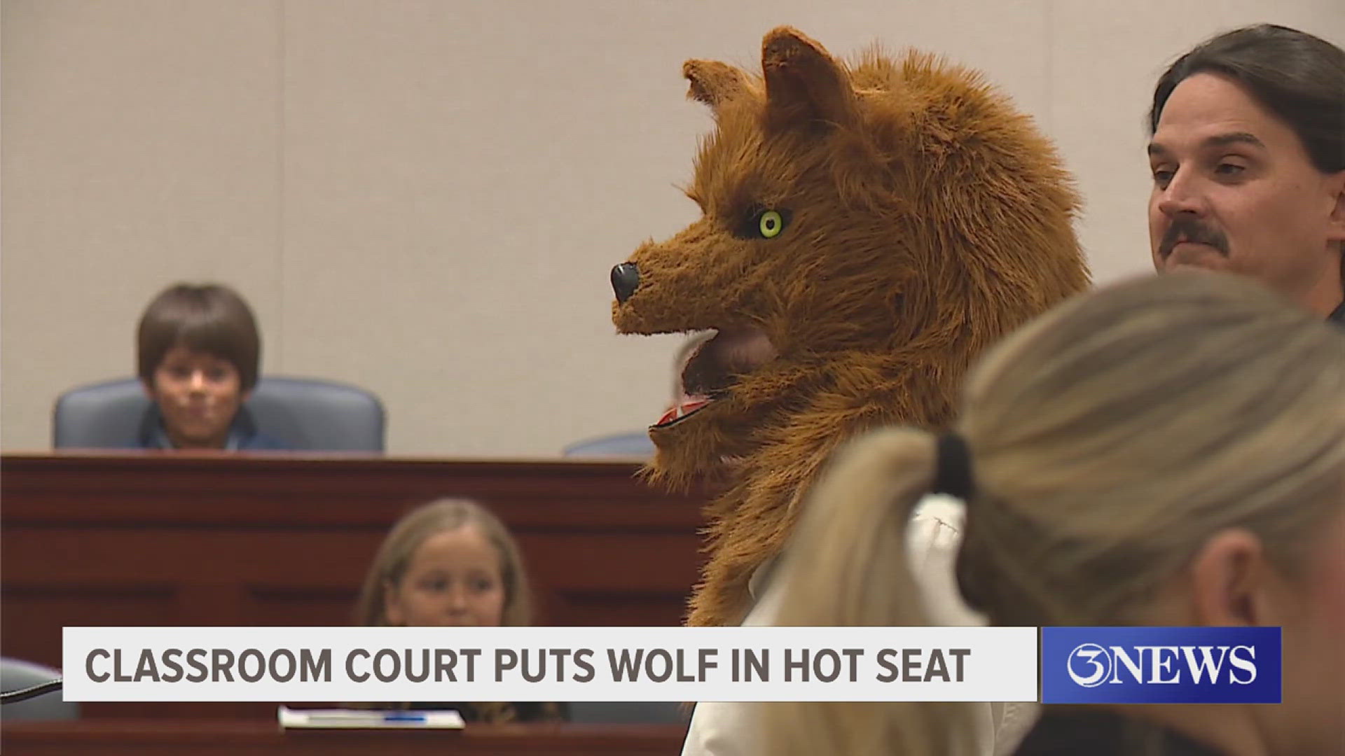 Classroom court puts Big Bad Wolf in the hot seat | kiiitv.com