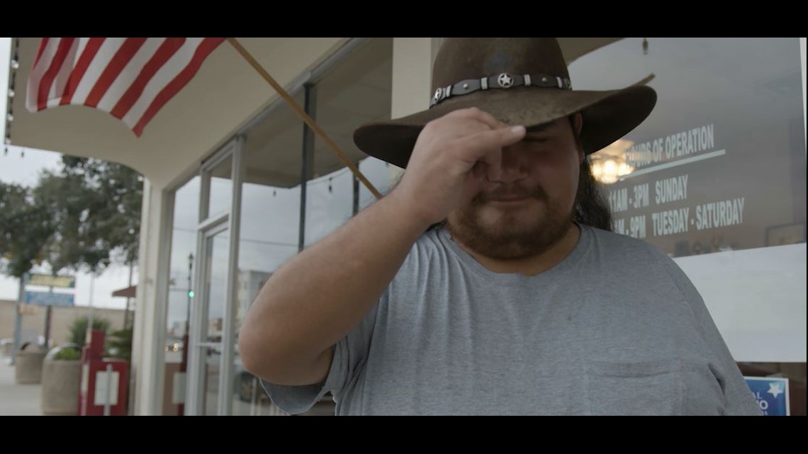 Mi Gente: Meet Patrick Wayne, the Man with the Guitar | kiiitv.com