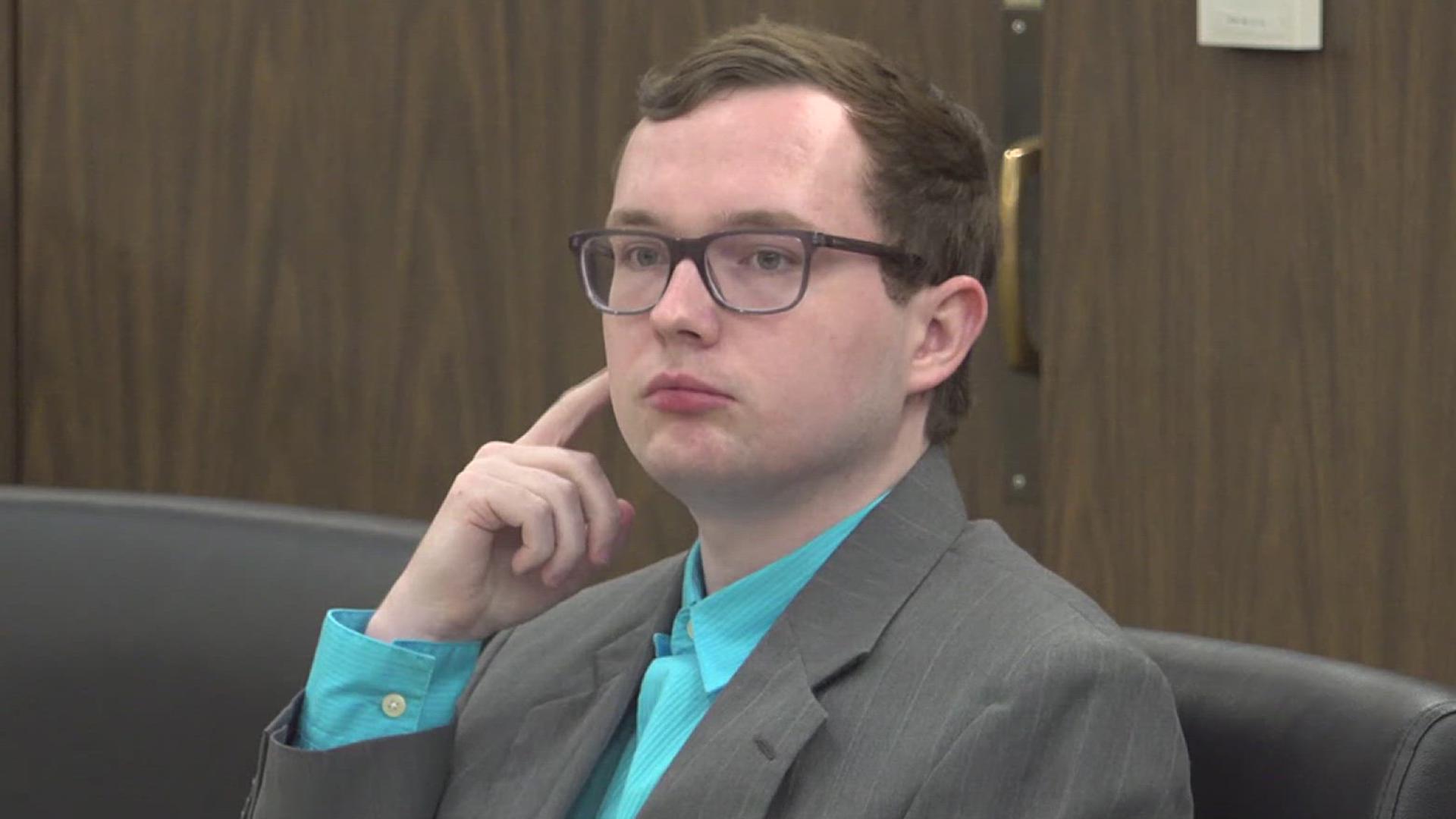 Tip line lead to substitute teacher's arrest, prosecutors say | kiiitv.com