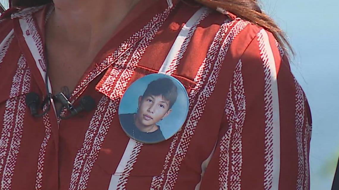 Elisa Roberson's family returns to honor her memory | kiiitv.com