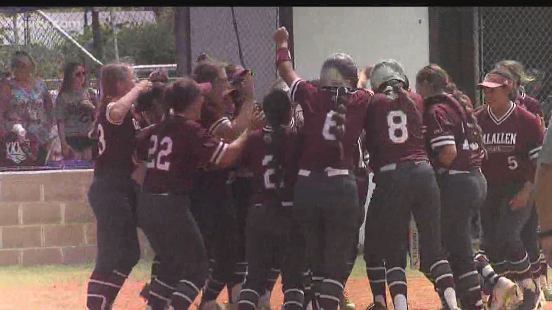 Calallen softball sweeps Flour Bluff | kiiitv.com