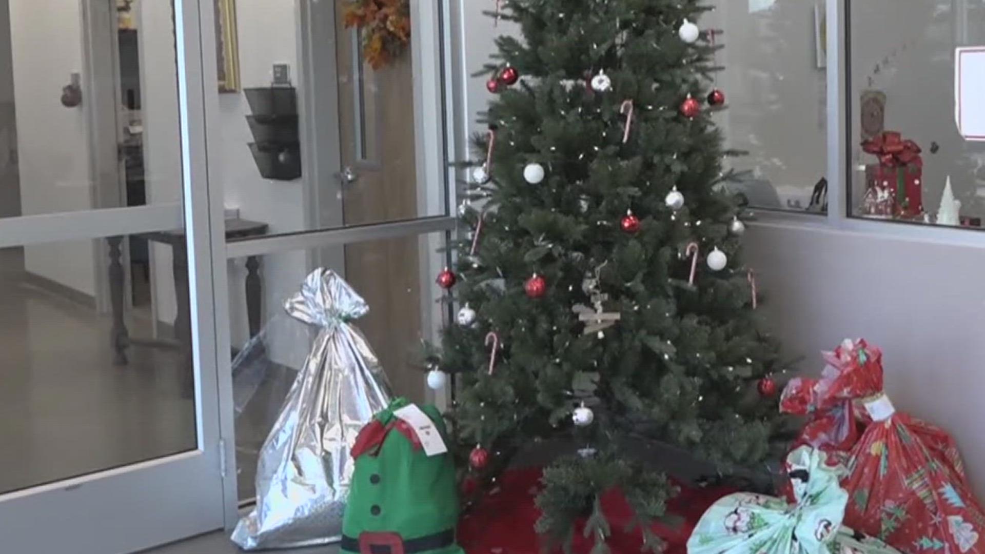 Still time to give to kids in need for Salvation Army's Angel Tree ...
