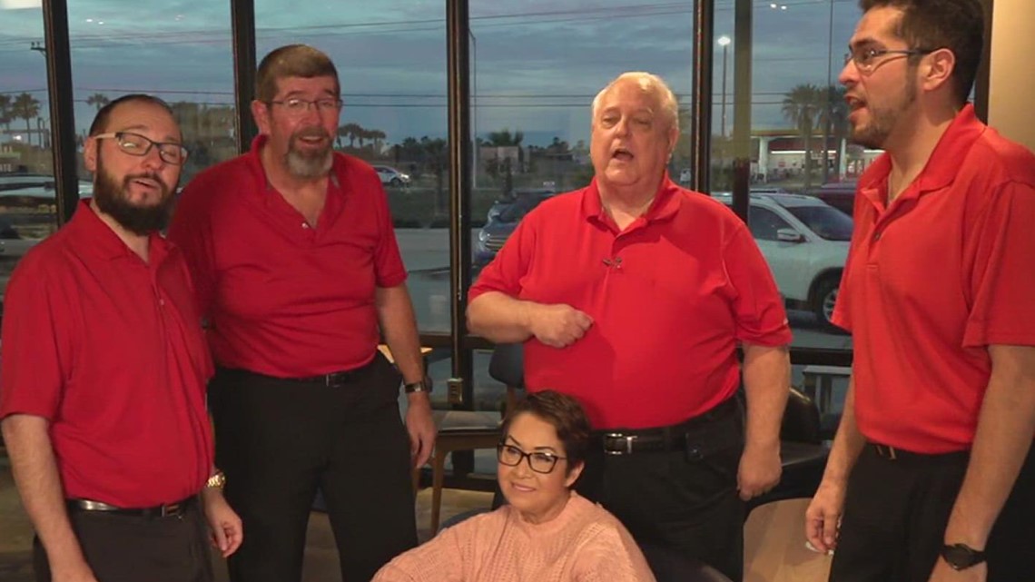 Sea Breeze Singers serenade Corpus Christi for Valentine's Day | kiiitv.com