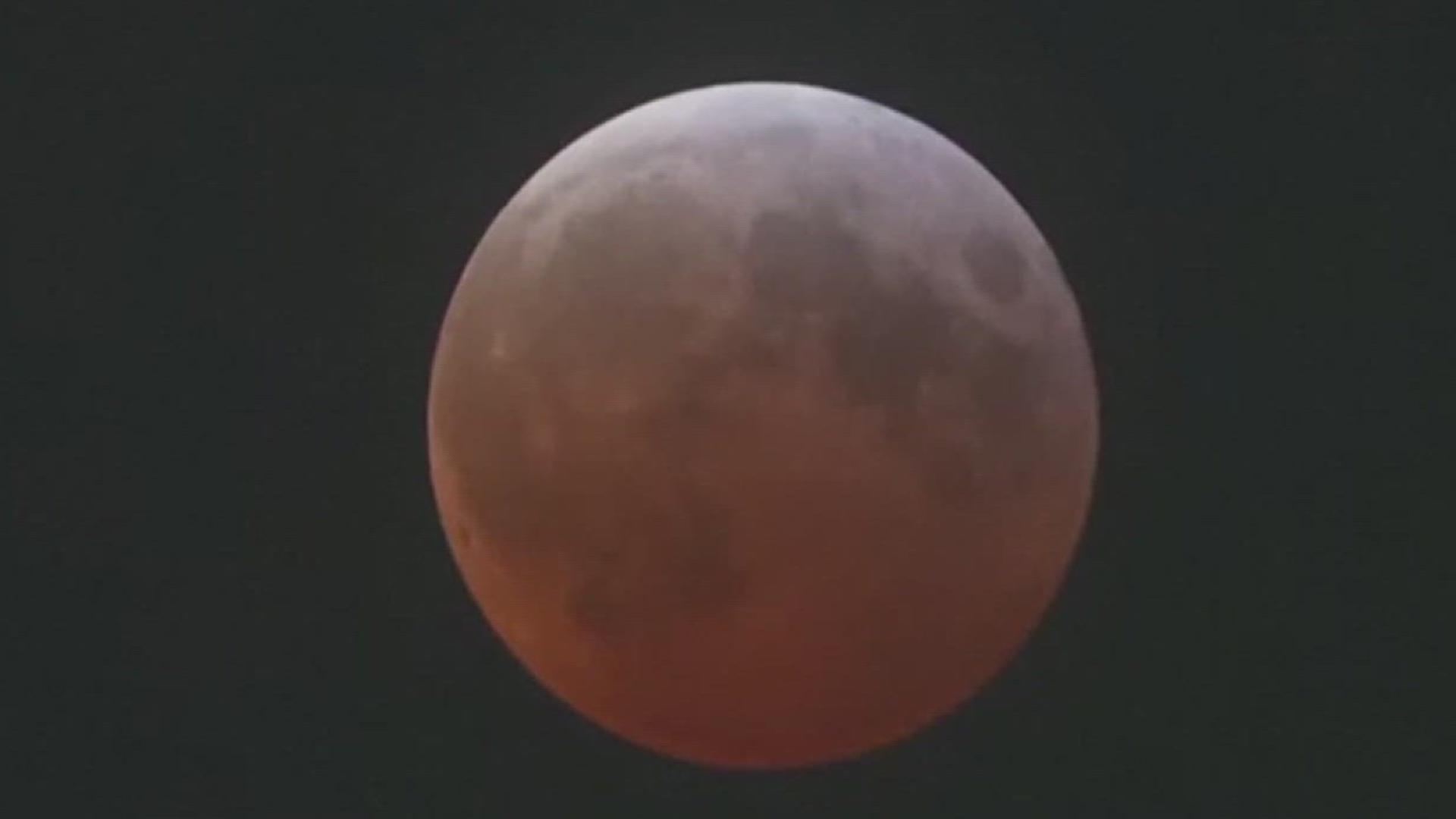 Lunar eclipse amazes UK, but Corpus Christi misses out | kiiitv.com