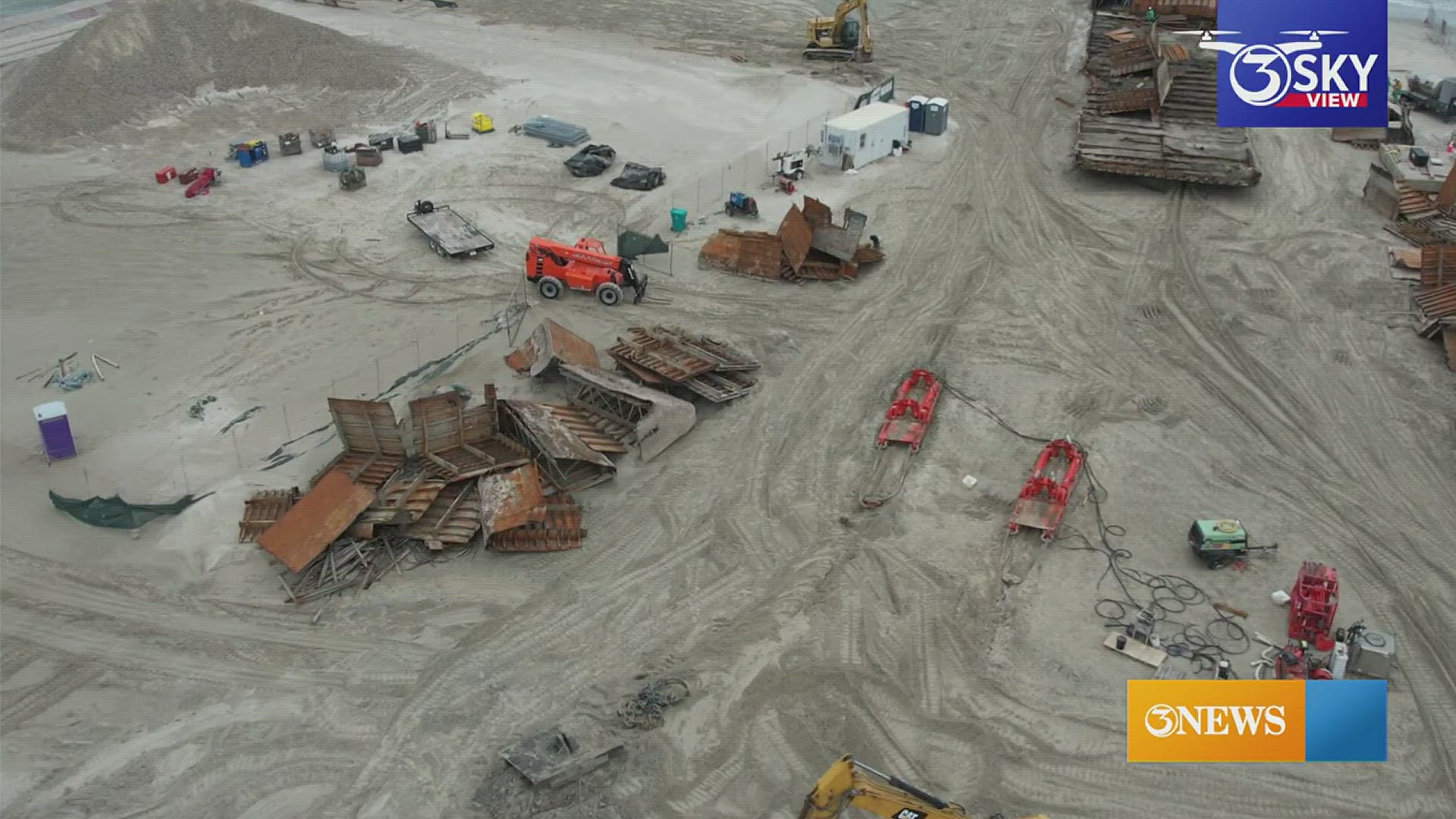 Where's the barge? Vessel stuck at Packery Channel since last year on the move | kiiitv.com