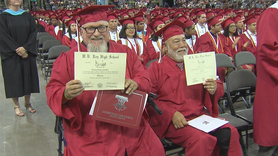 Vietnam Veterans walk the stage with Ray High School's Class of 2018 ...