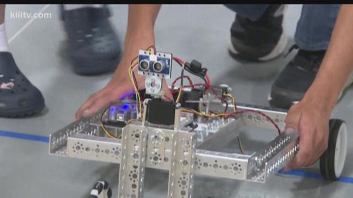 Kids learn robotics, coding at 2018 Summer Engineering Camp | kiiitv.com