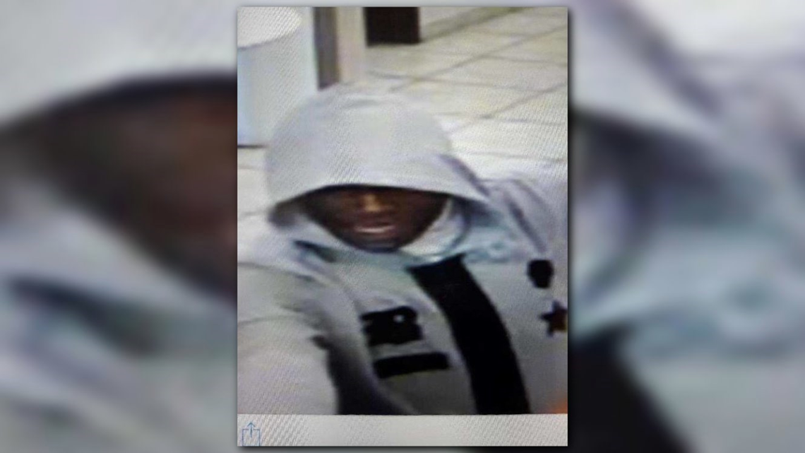 CCPD looking for suspect in Staples Street bank robbery | kiiitv.com