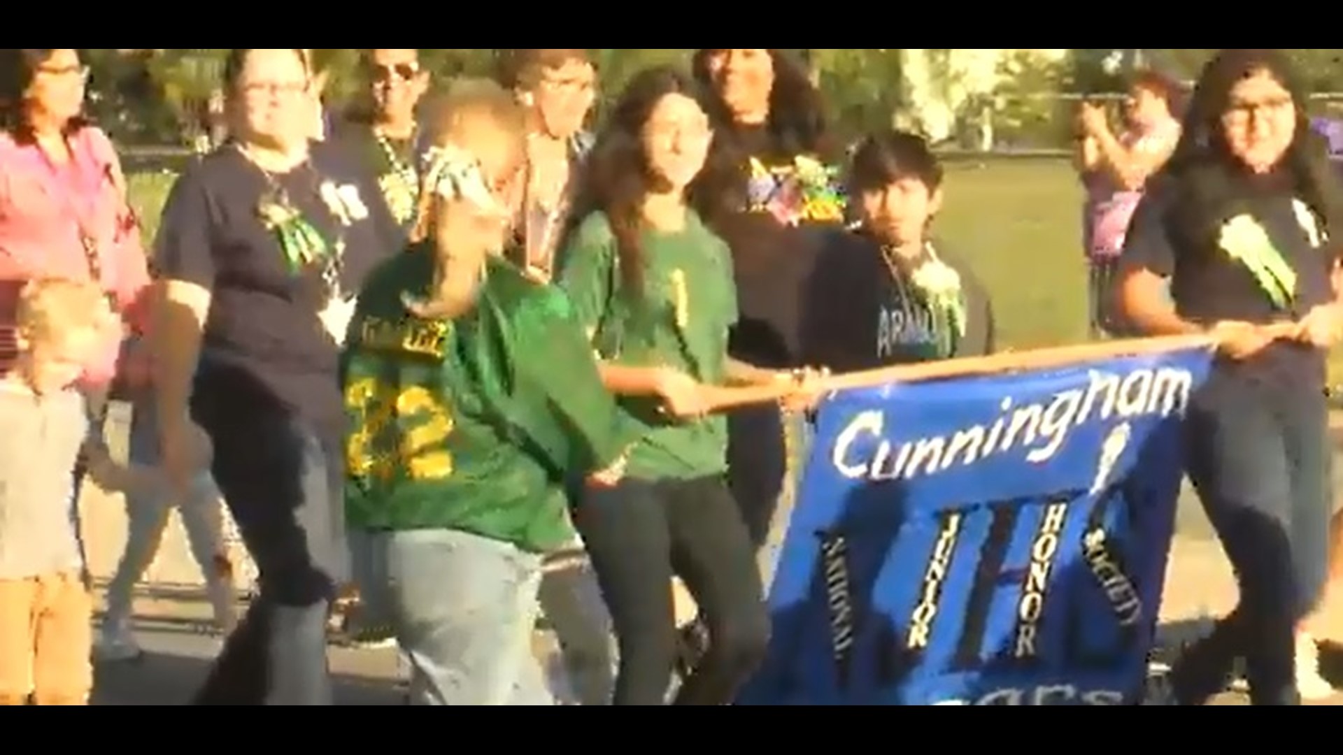 Cunningham Middle School holds Fifth Annual Pride Walk | kiiitv.com