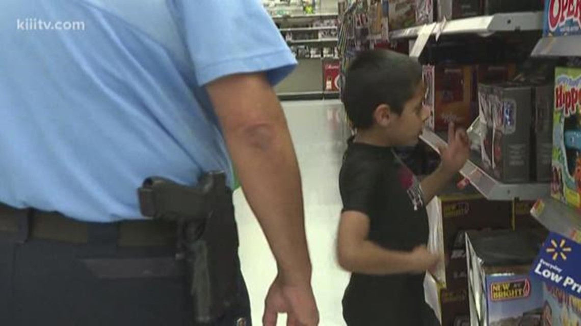 Alice Police Officer's Association hosts Shop with a Cop | kiiitv.com