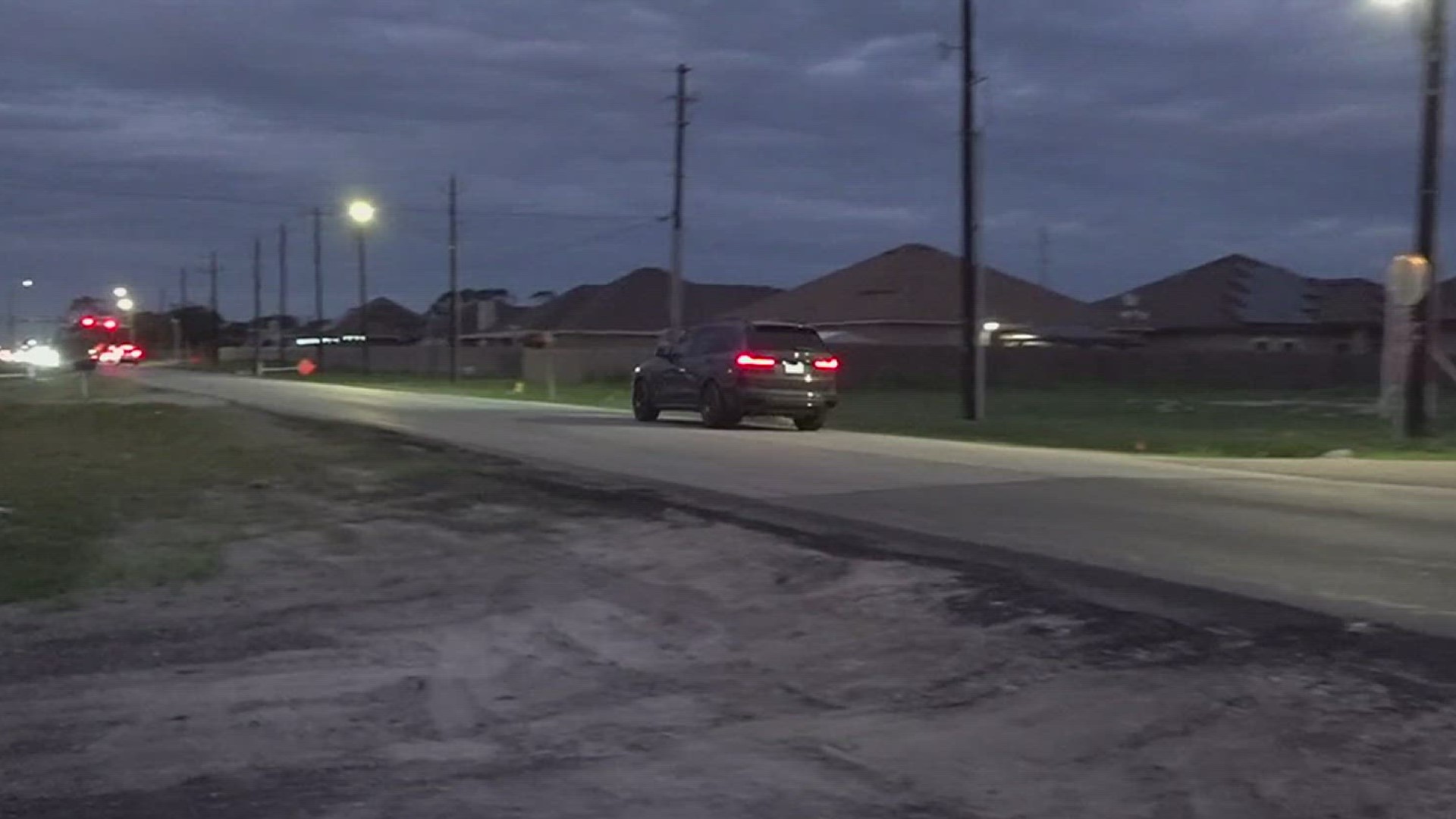 Flour Bluff Drive reopens after closure for sewer repairs | kiiitv.com