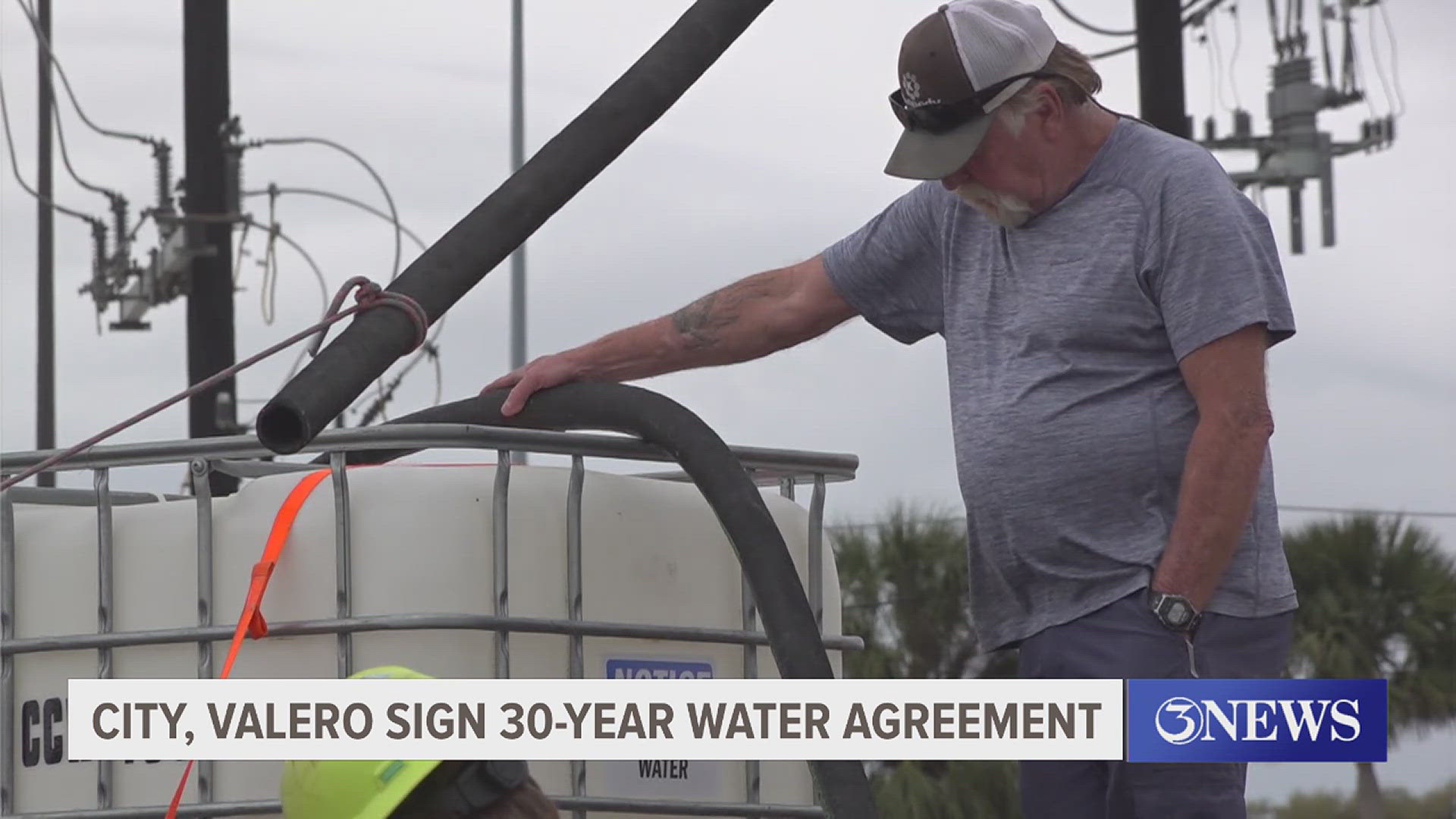 Sarah Jessica Parker gets the Golden Globes' Carol Burnett Award and a ...