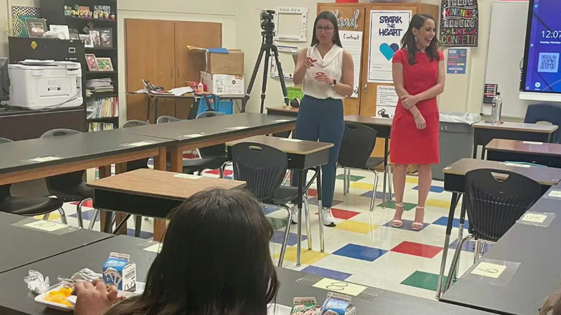 Crockett Elementary Lunch Bunch program seeks to empower minds | kiiitv.com