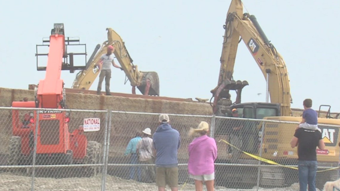 Barge removal process get closer to completion | kiiitv.com