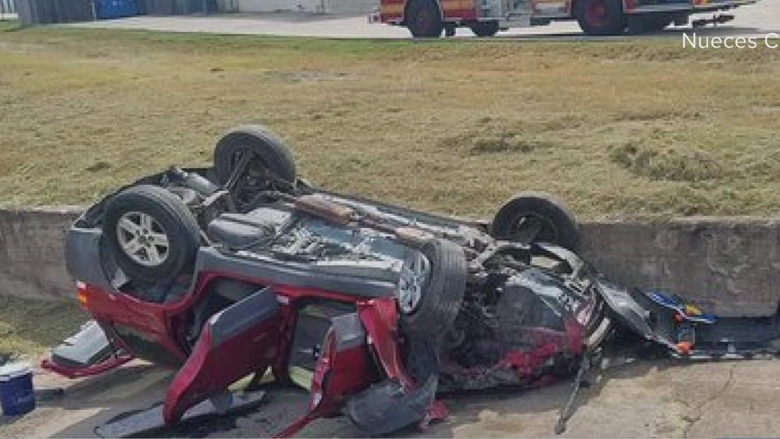 Waldron Road rollover crash sends two to the hospital | kiiitv.com