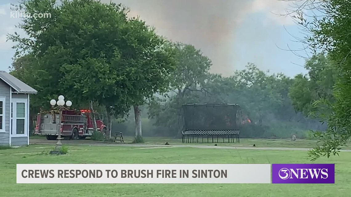 Brush fire in Sinton | kiiitv.com