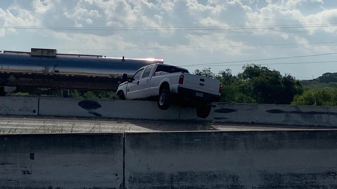 Truck stuck on I37 median after crash | kiiitv.com