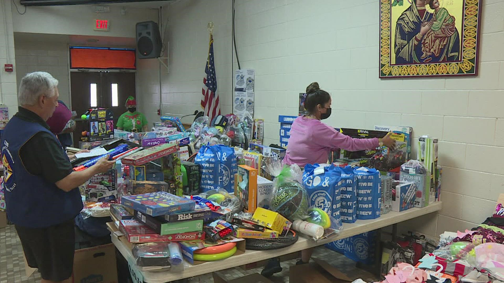 Corpus Christi church gives out 1,500 toys to families in need | kiiitv.com