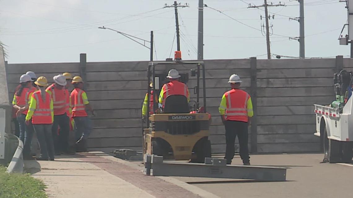 Coastal surge wall drill tests readiness ahead of hurricane season ...