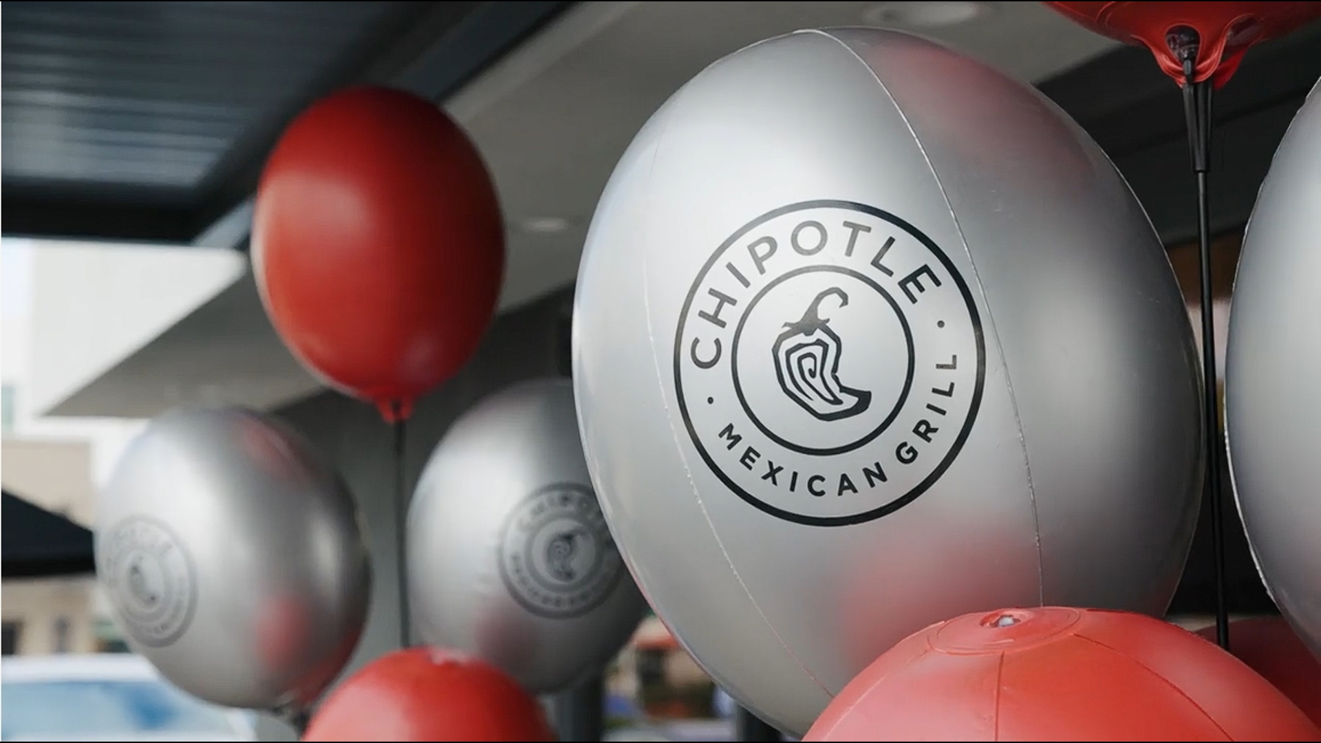 Chipotle to open in Portland, feature drive-thru on Wednesday | kiiitv.com