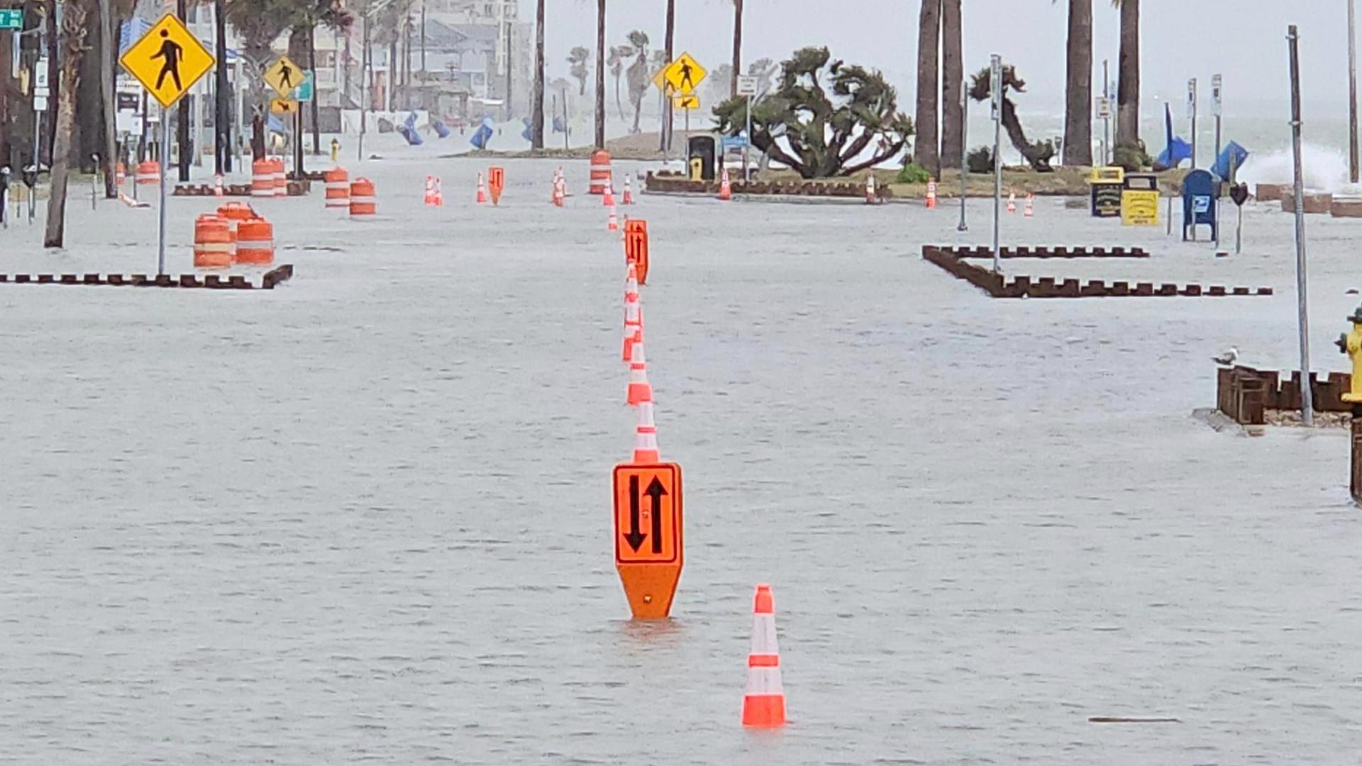 Tropical Storm Alberto brings rain, little damage to Coastal Bend ...
