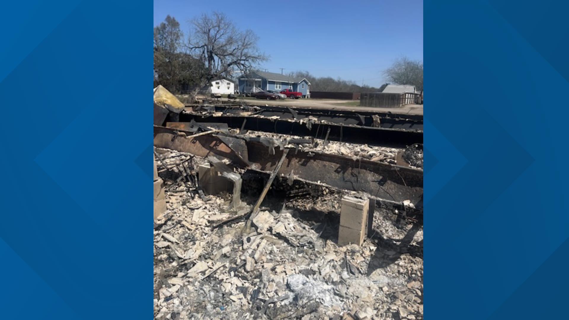 Sinton native recovers sister's ashes after mother's house burns in ...