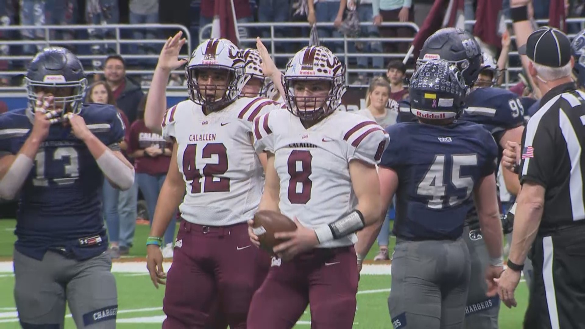 Calallen football team receives a bye into area round | kiiitv.com