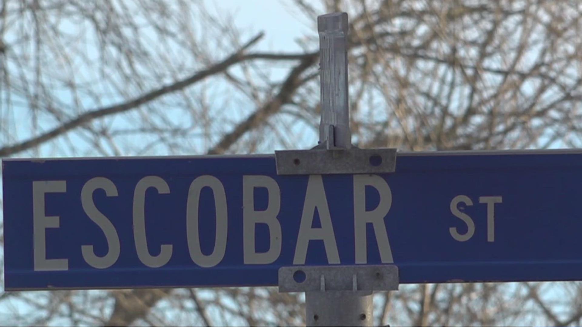 Clements horse rescue: 60+ horses rescued by sheriff's deputies, SWAT ...