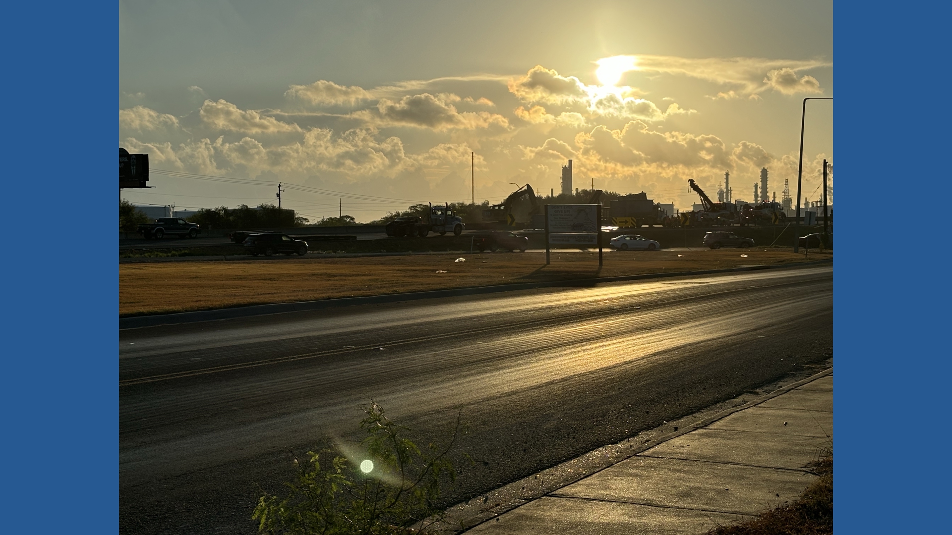 Southbound I-37 closed in Corpus Christi as crews clear early-morning ...