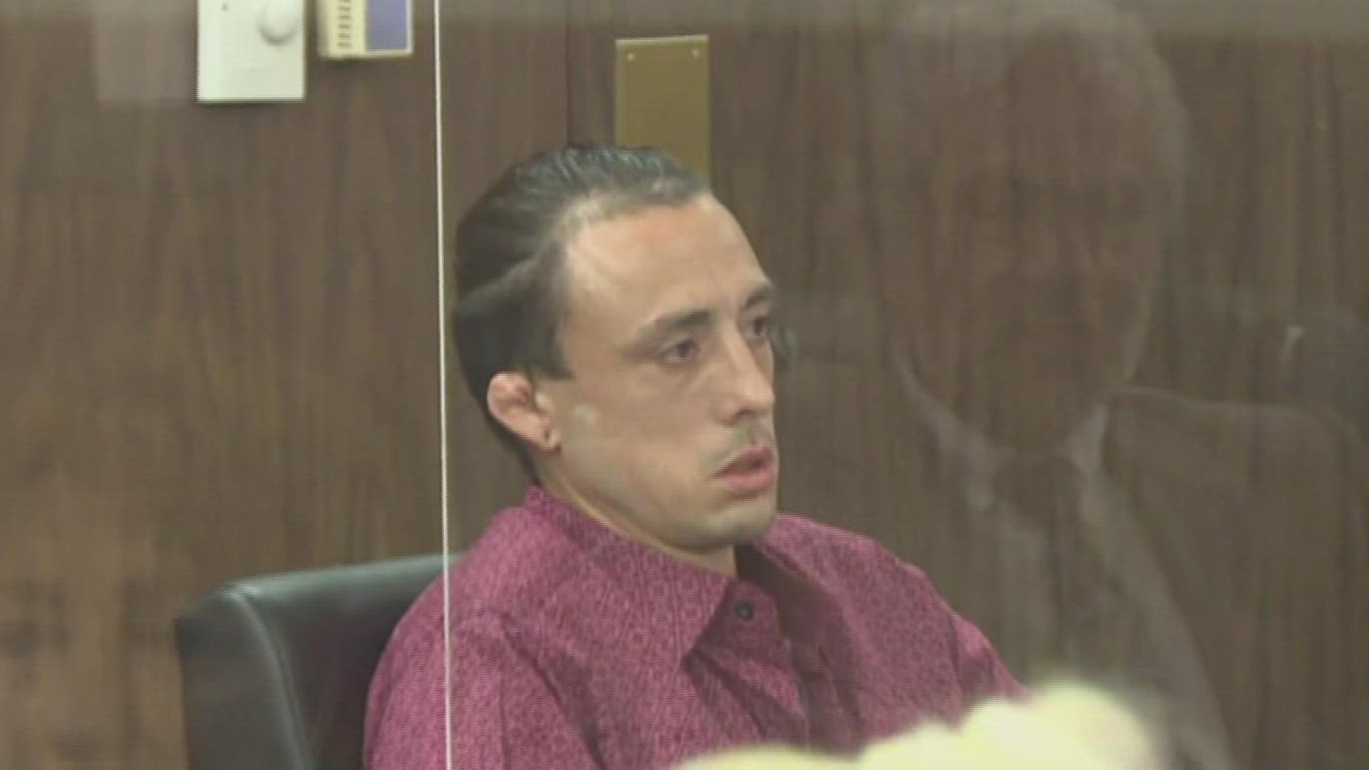 Closing arguments given in Robert Simmons trial | kiiitv.com