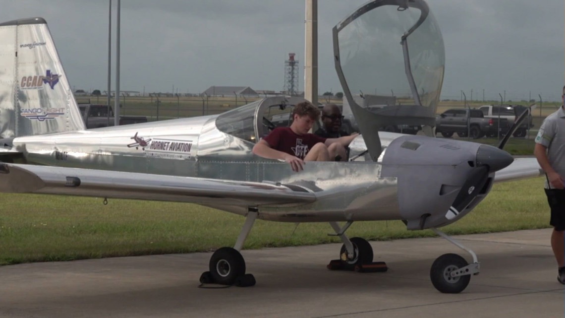 Student-built aircraft makes history at Flour Bluff ISD | kiiitv.com